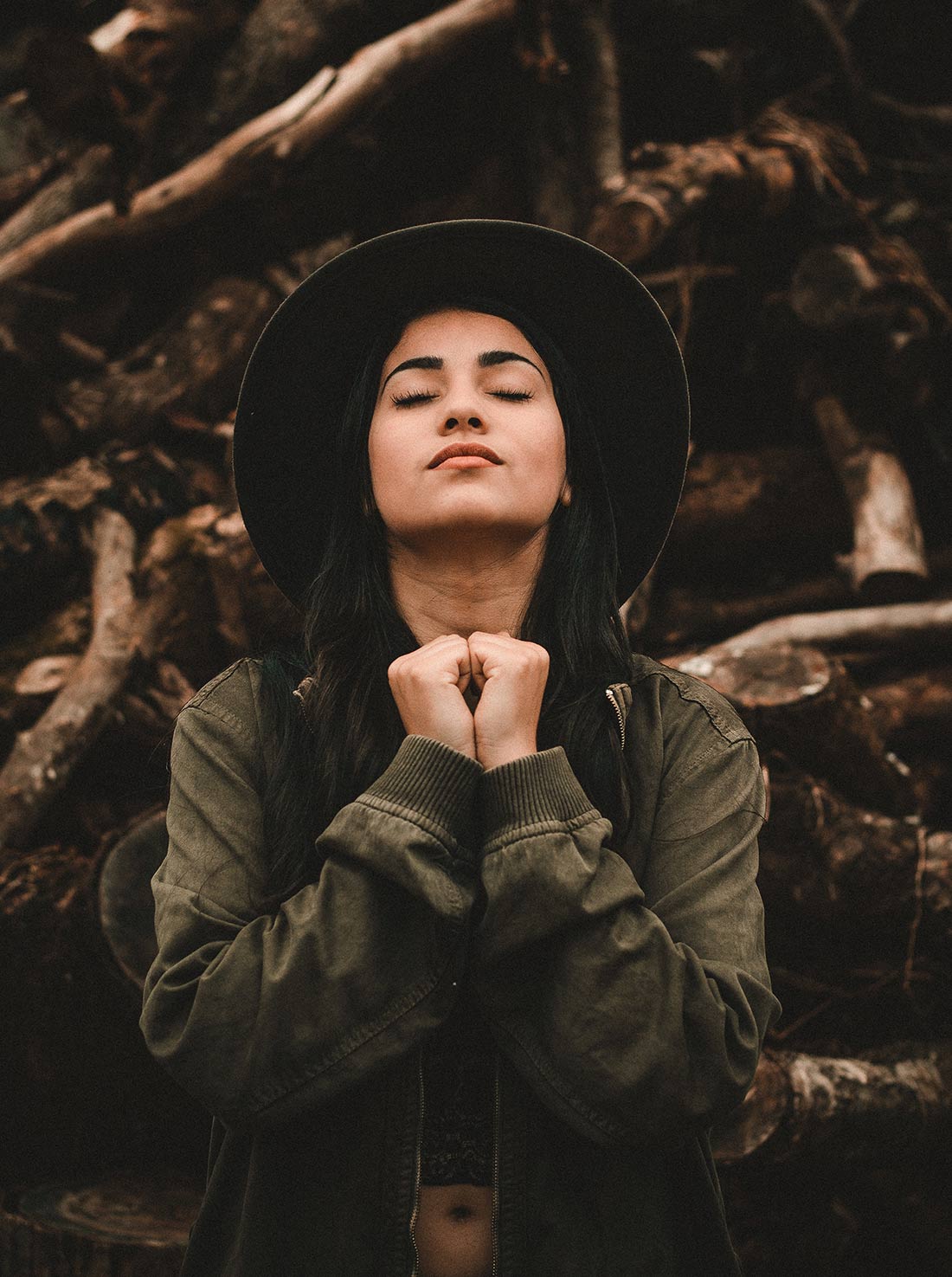 Ambrose Redmoon - 아쿠복스 코리아 | Akuvox Korea